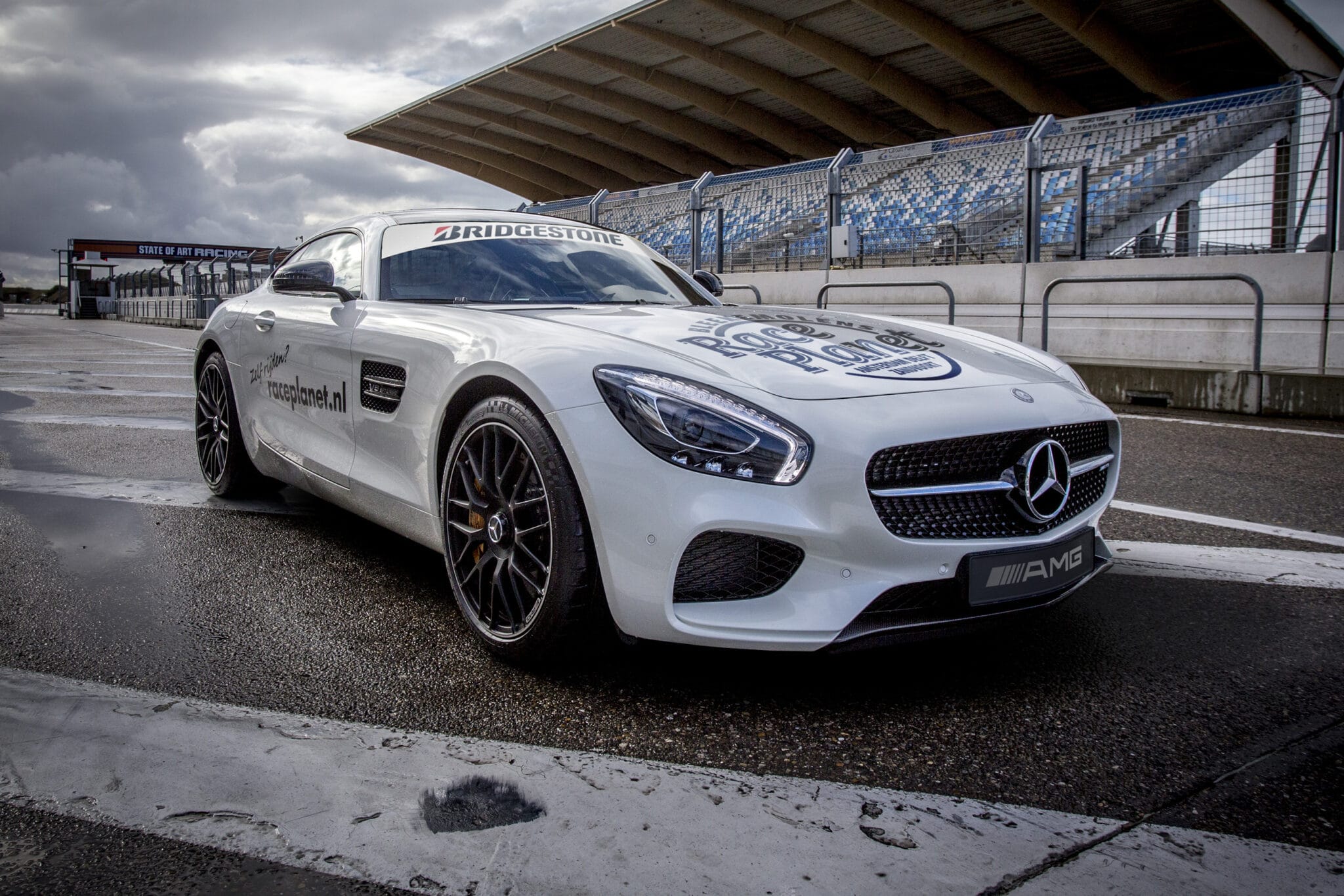 Get behind the wheel of the Mercedes-AMG GT - Race Planet